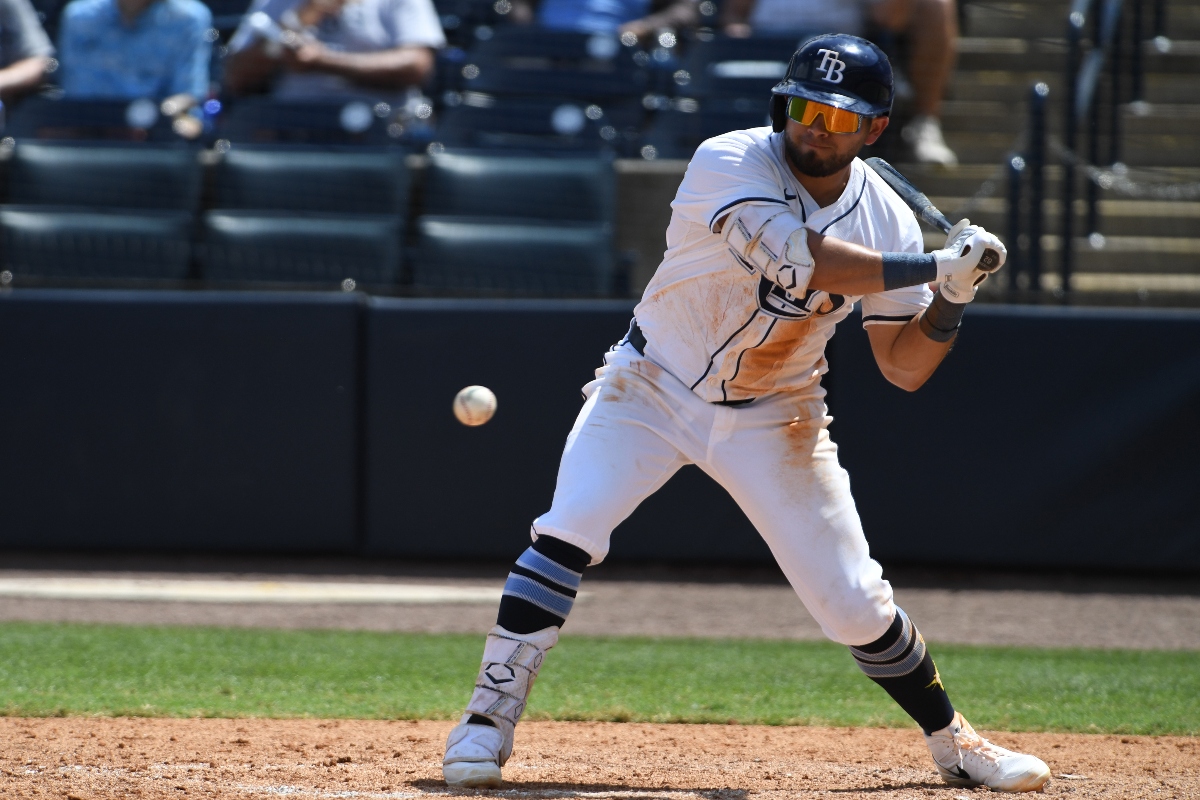 Jonathan Aranda lidera bateo en MLB 2025