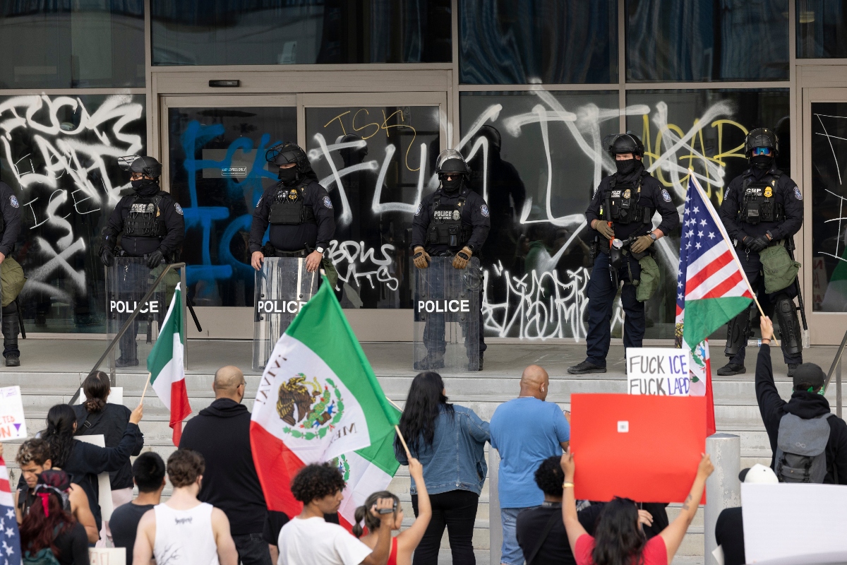 ICE raids 2025: impact on migrants