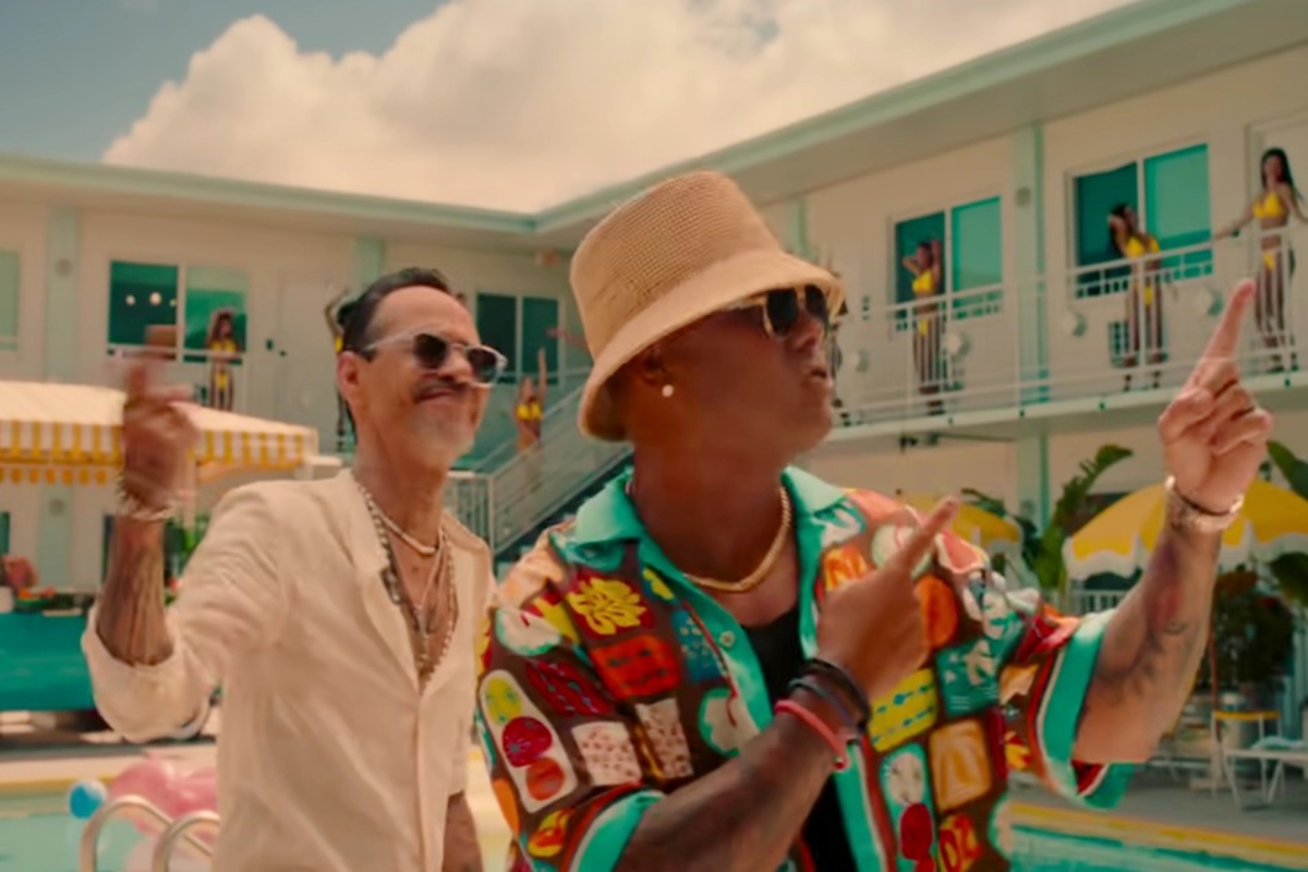 Marc Anthony returns to No. 1